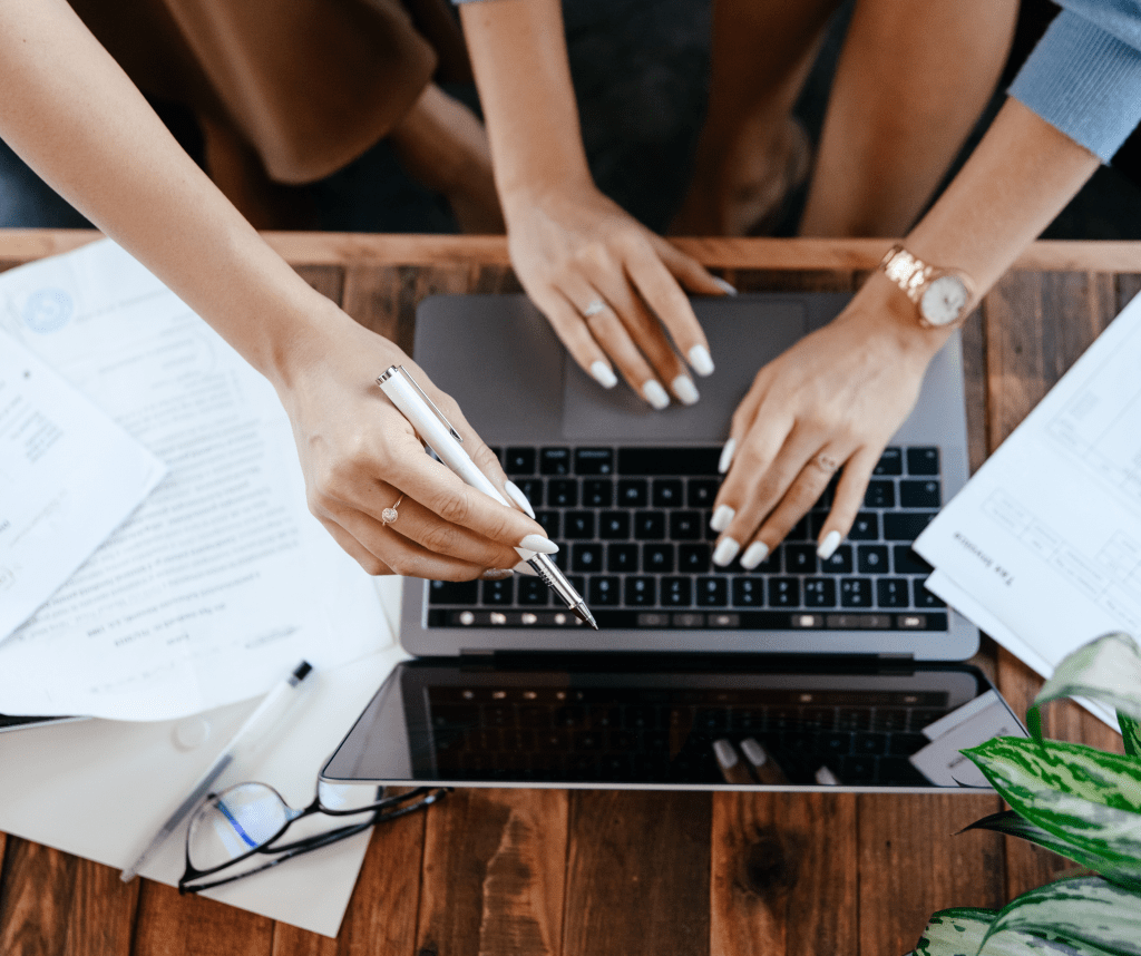 Full Service Bookkeeping - In The Black Bookkeeping Services Ltd